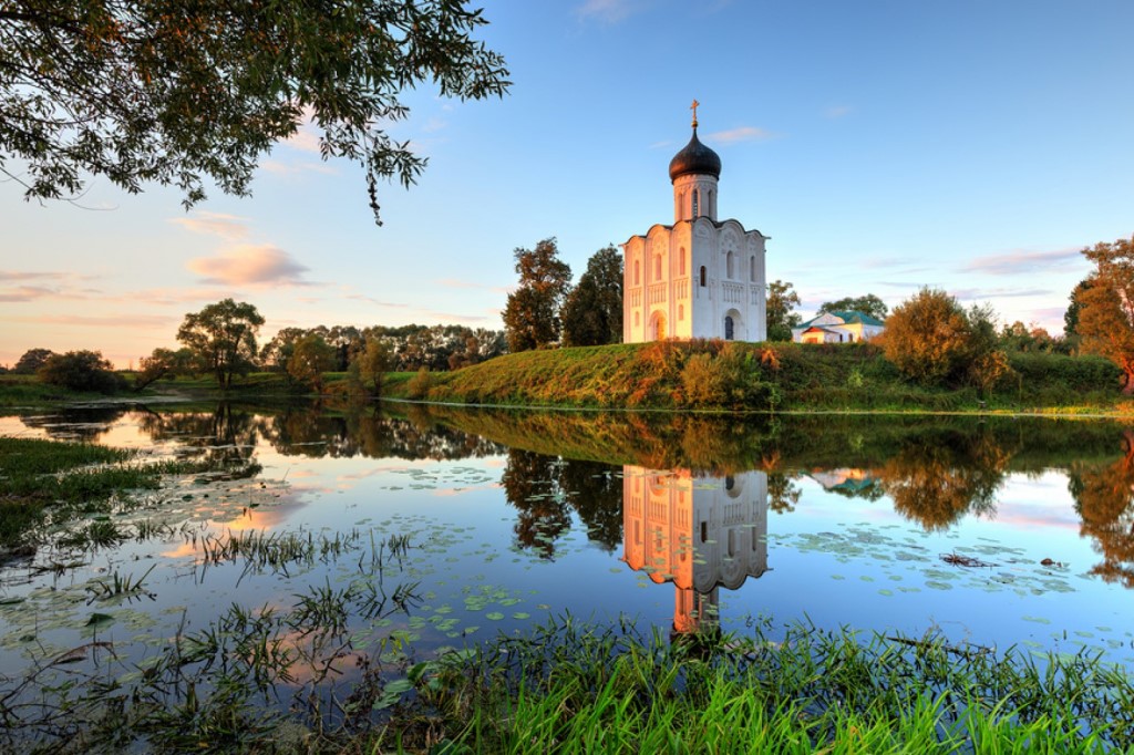 Highlights of the Golden Ring Tour: the best packages to Russia